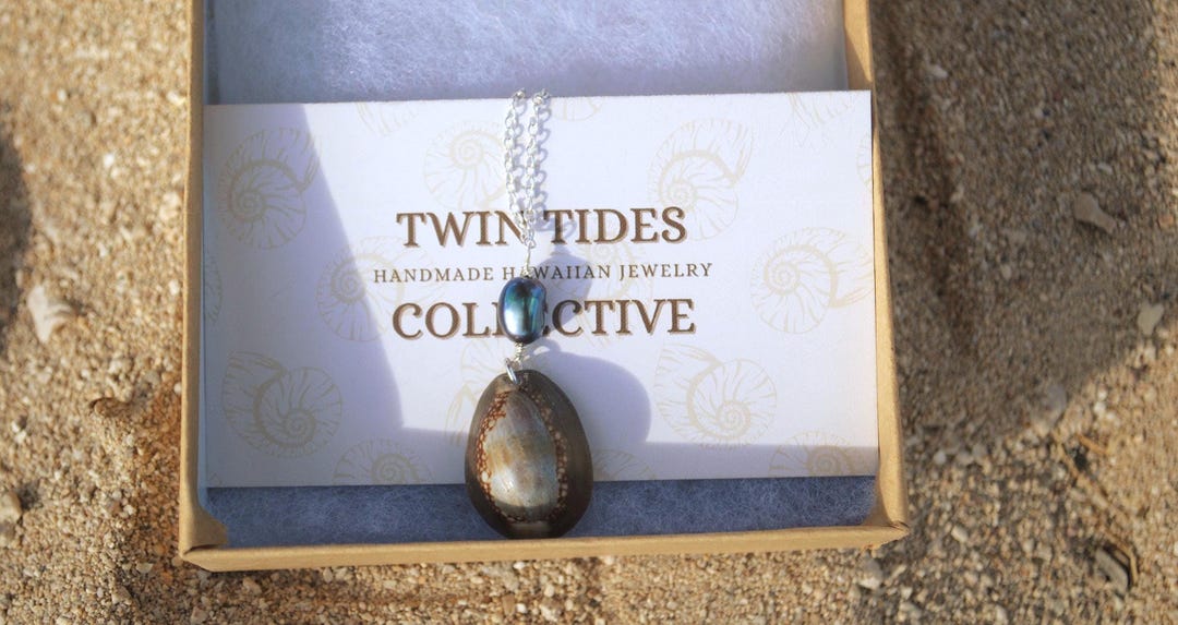 Sterling Silver Snake Head Cowrie Shell Necklace - Etsy