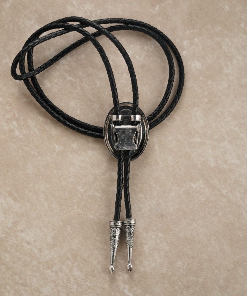 Green Stone Bolo Tie: Vintage Silver Slide, Western Cowboy Jewelry ...