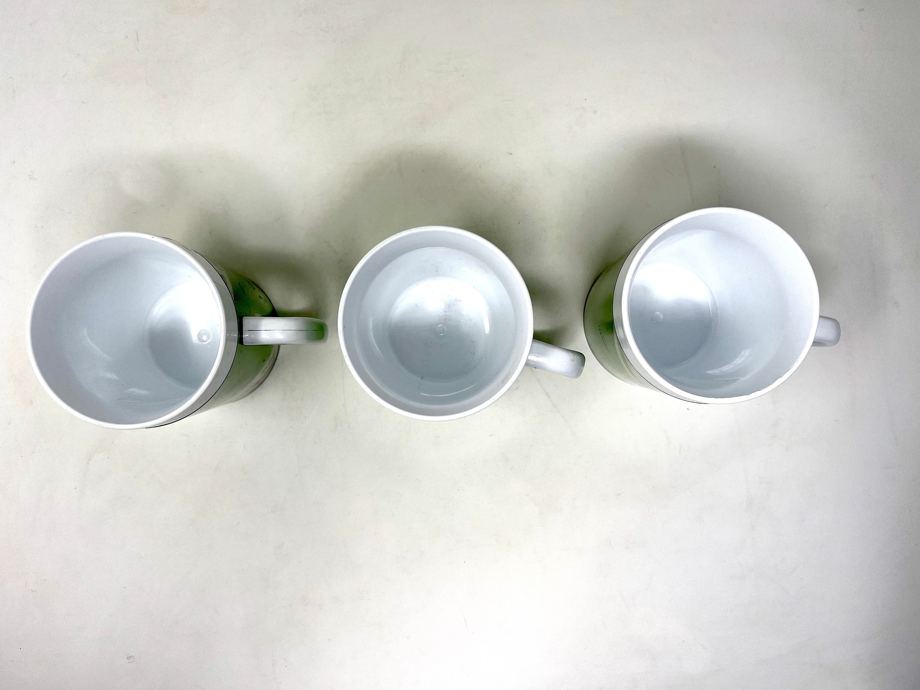 Vintage Mixed Set Thermal Cups ... Morgan Designs and Thermo-serv Mugs ...