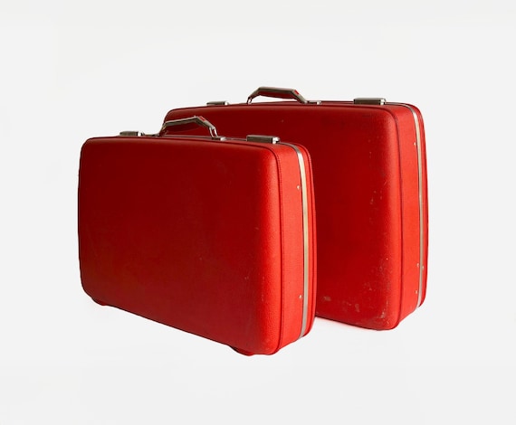 Set of 2 Vintage American Tourister Red Suitcase 1960s Hard Case Luggage Pair Large Cherry Red Retro Travel Gear Etsy UK