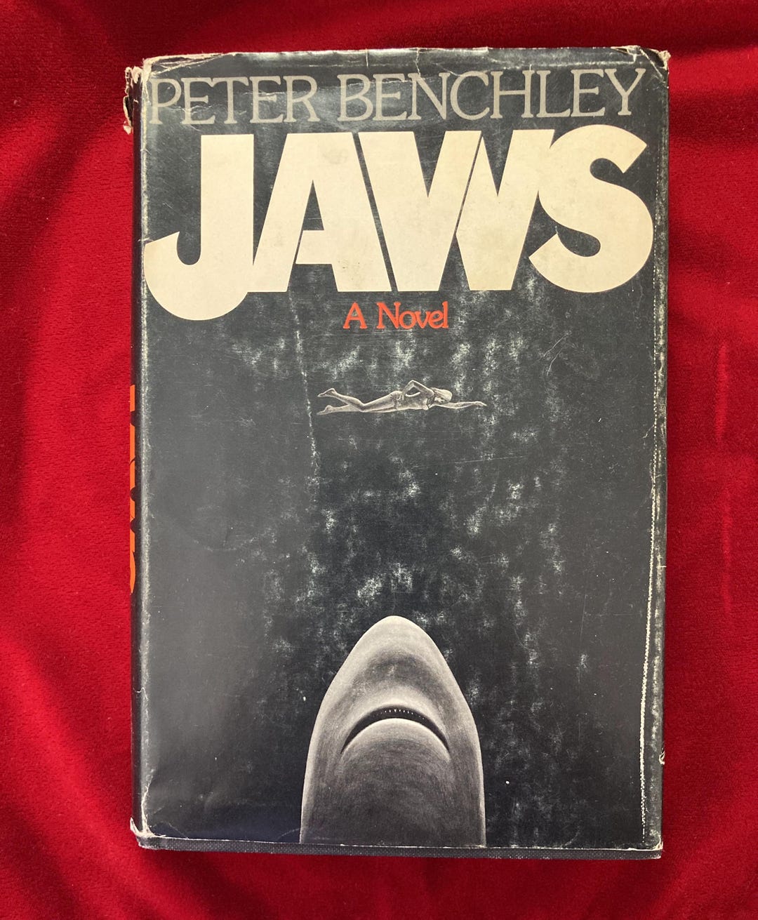 Jaws by Peter Benchley 1974 HCDJ Gutter Code HB12C - Etsy