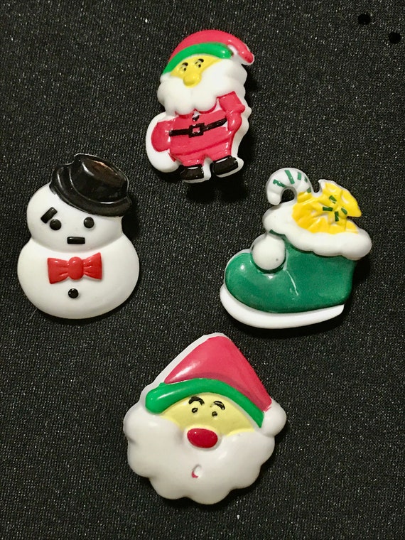 Big Christmas Mixed Plastic Buttons/snowman Santa Boot/holiday | Etsy