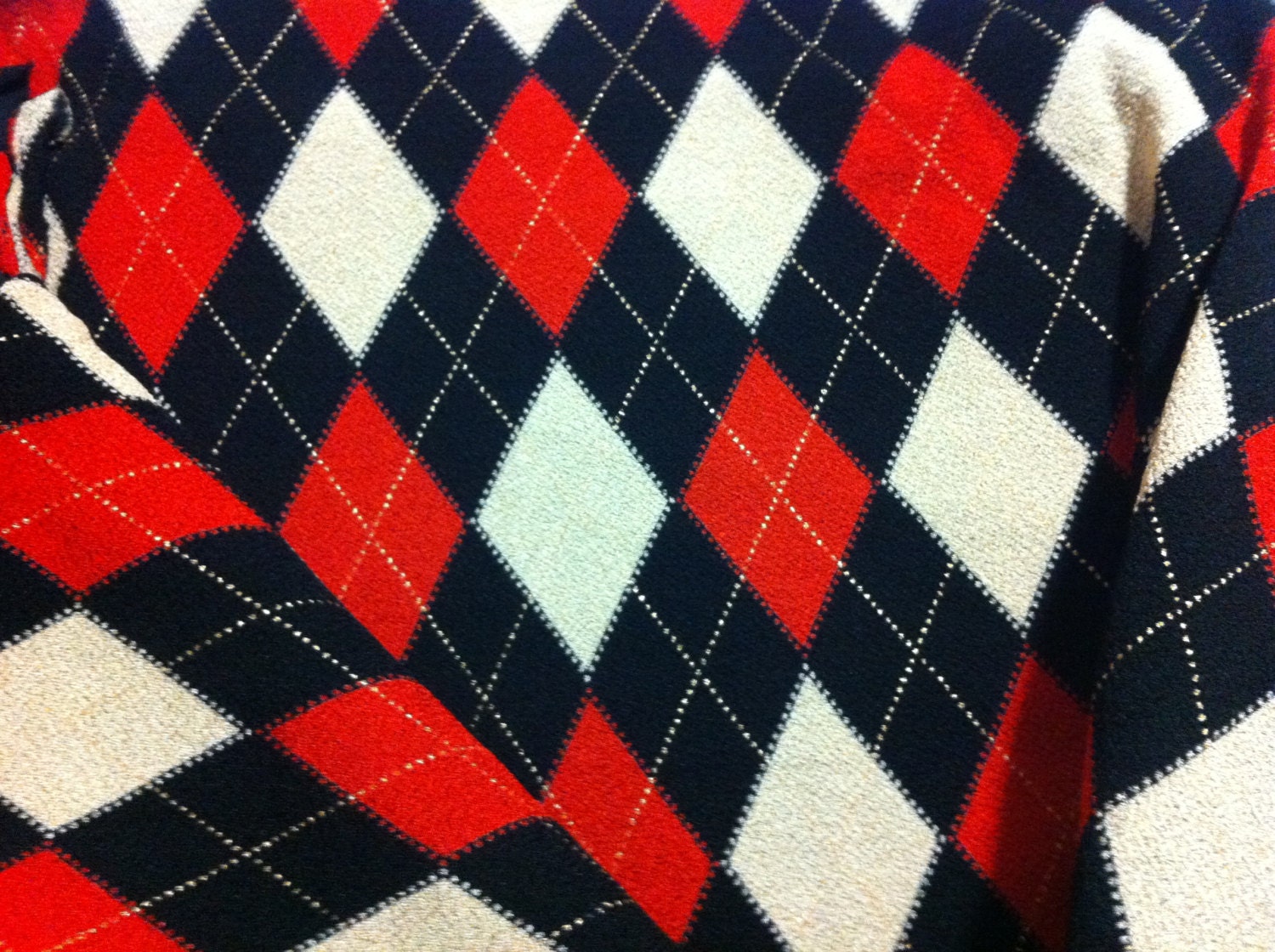 Black and Red Crepe Knit Fabric / Sewing Craft Supplies - Etsy