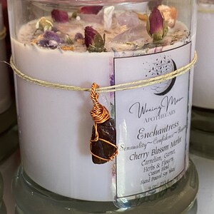 Divine Feminine Candle: Enchantress Ritual Candle With Carnelian & Rose ...