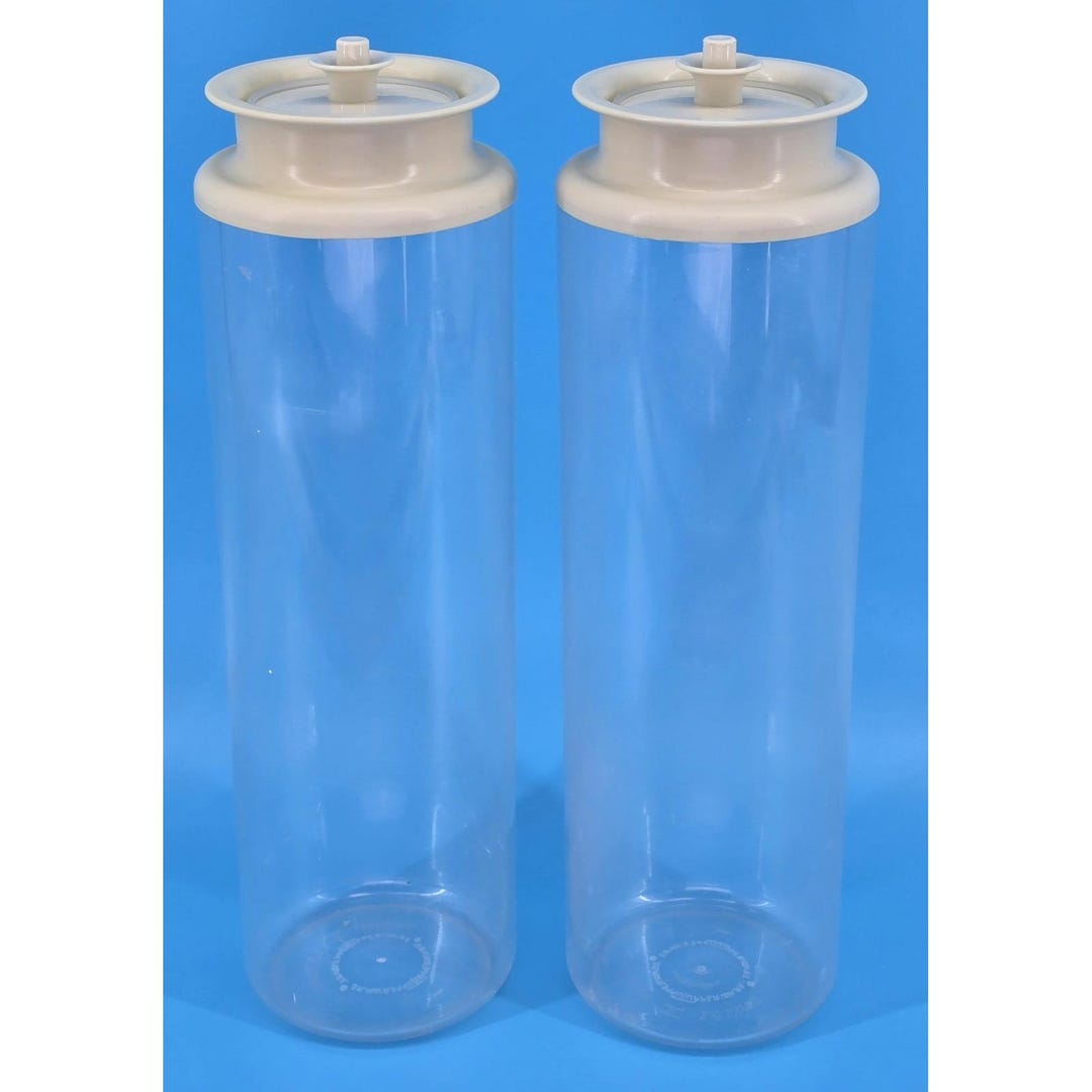 Set of 2 Vtg Tupperware Pasta Canisters 1486-1 Push Button Seal Lid ...