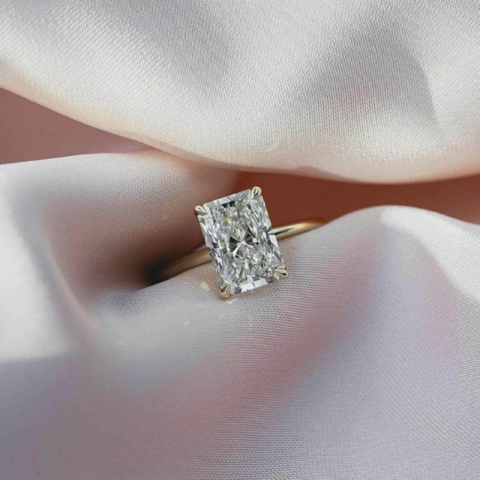 Cathedral Set Radiant Cut Moissanite Engagement Ring, 3CT Radiant 14K ...