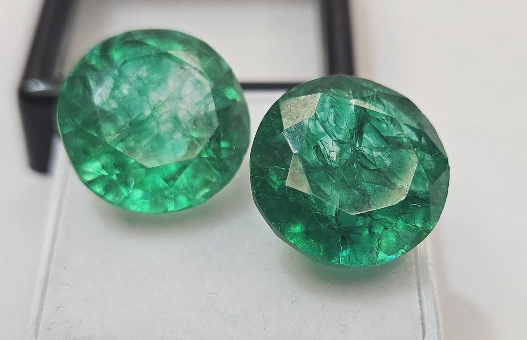 Colombian Emerald 20 Ct Green Colour Round Cut VVS CERTIFIED Pair Loose ...