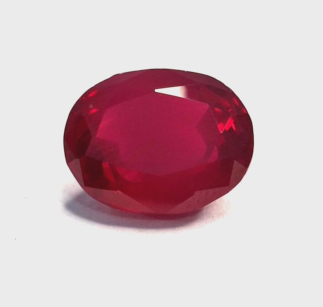 Red Colour Ruby Mozambique Oval Cut 10-12 Ct VVS Certified Loose ...