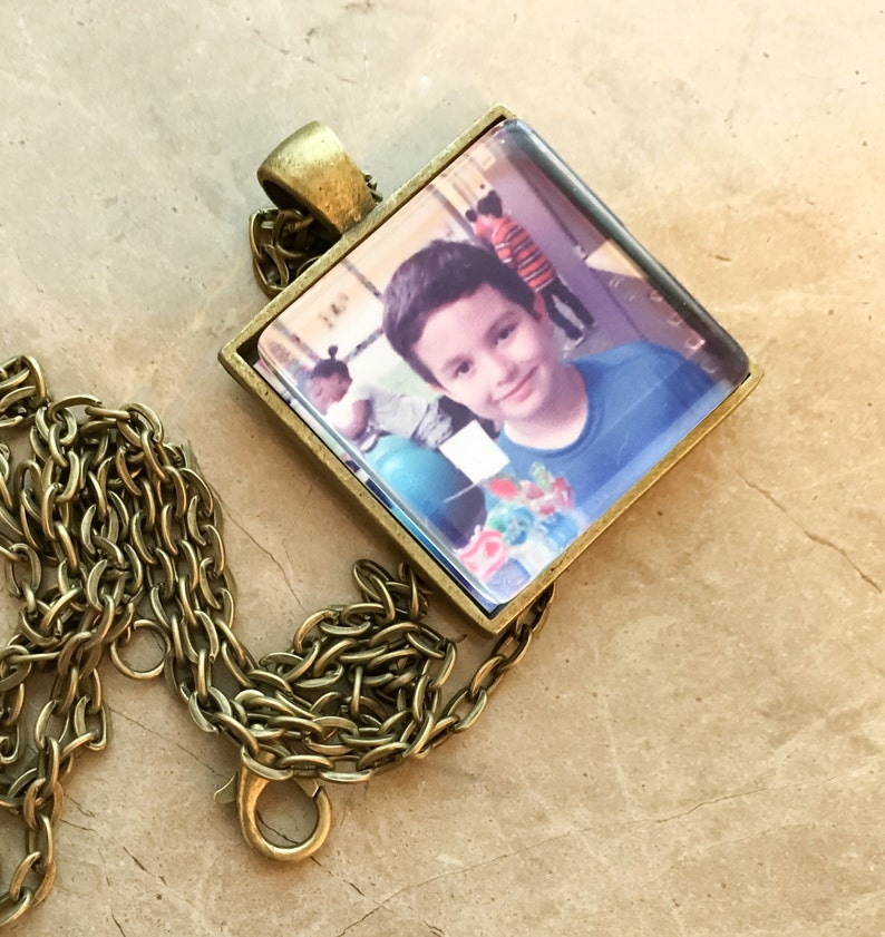 Square Photo Pendant With 24" Chain, Personalized Photo Pendant ...