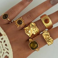 Gold Scallop Shell Ring: Rococo Renaissance Beach Jewelry - Etsy