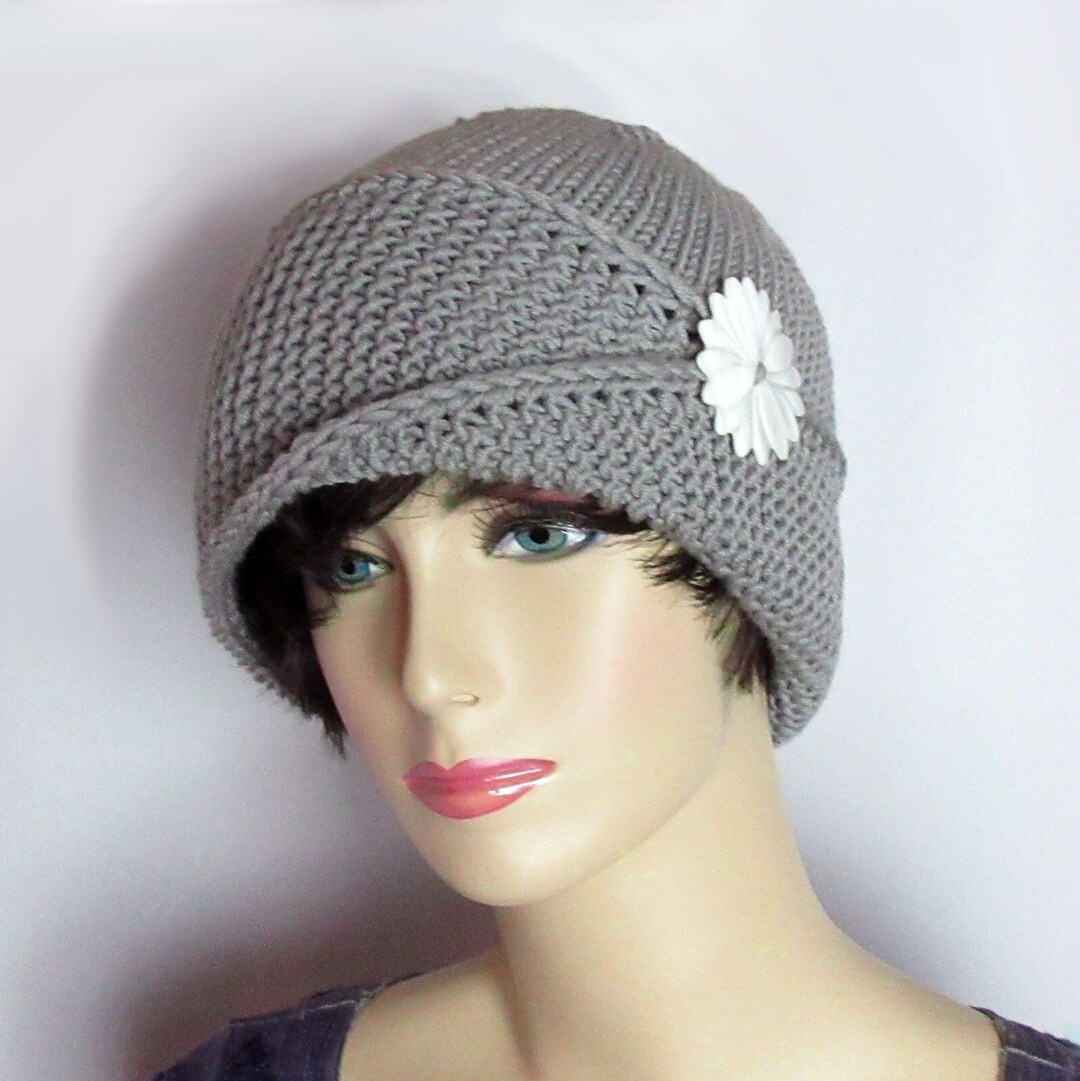 1920's Flapper Hat, Grey Wool, Mother of Pearl Flower, Sophisticated ...