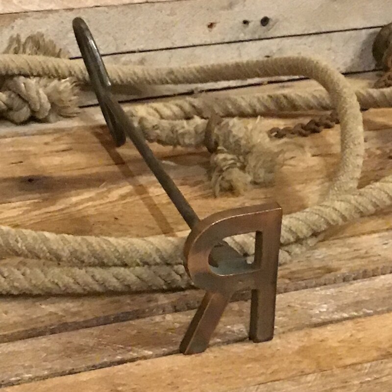 Metal Letter R - Etsy