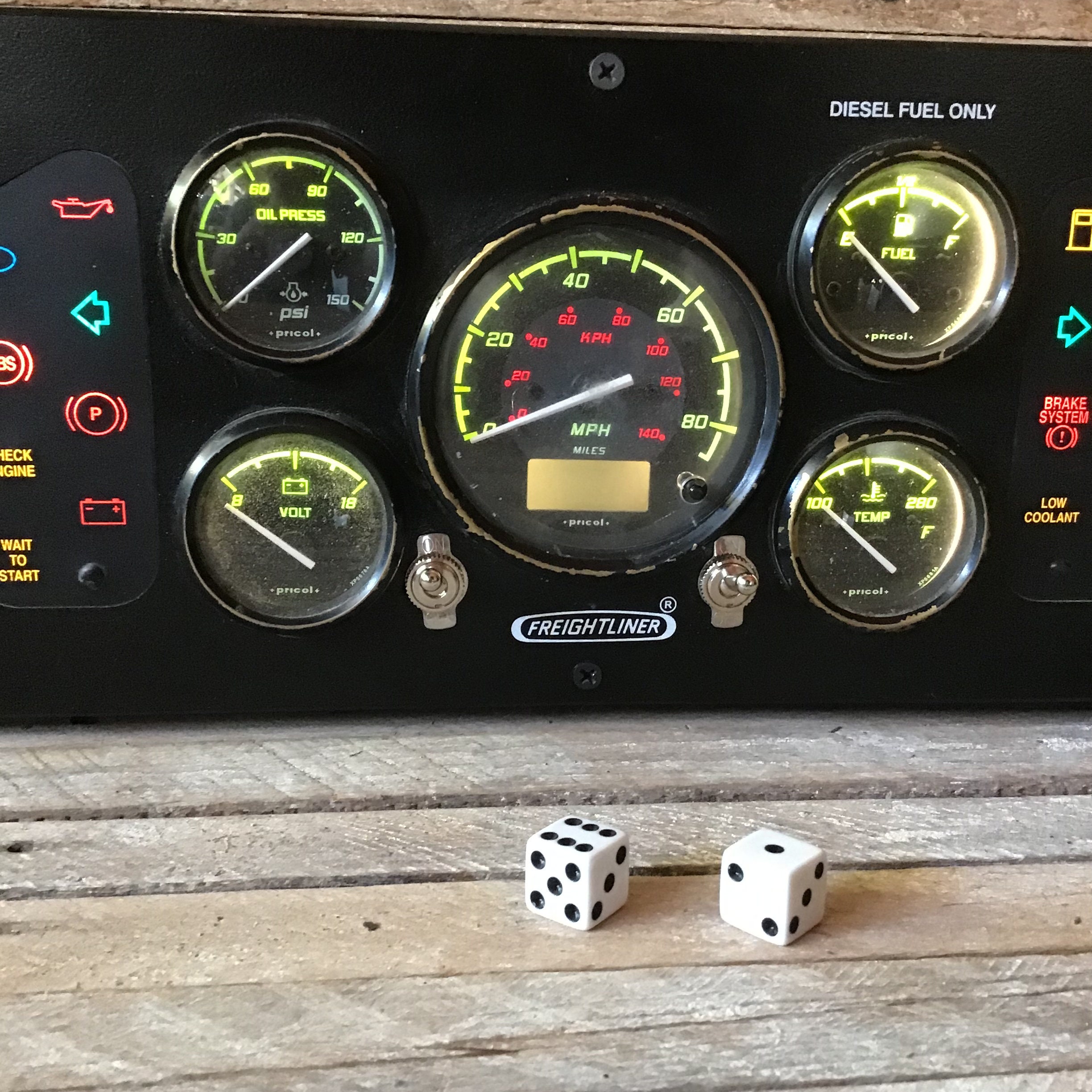 Freightliner Instrument Gauge Dashboard Cluster Accent Light Low Watt ...