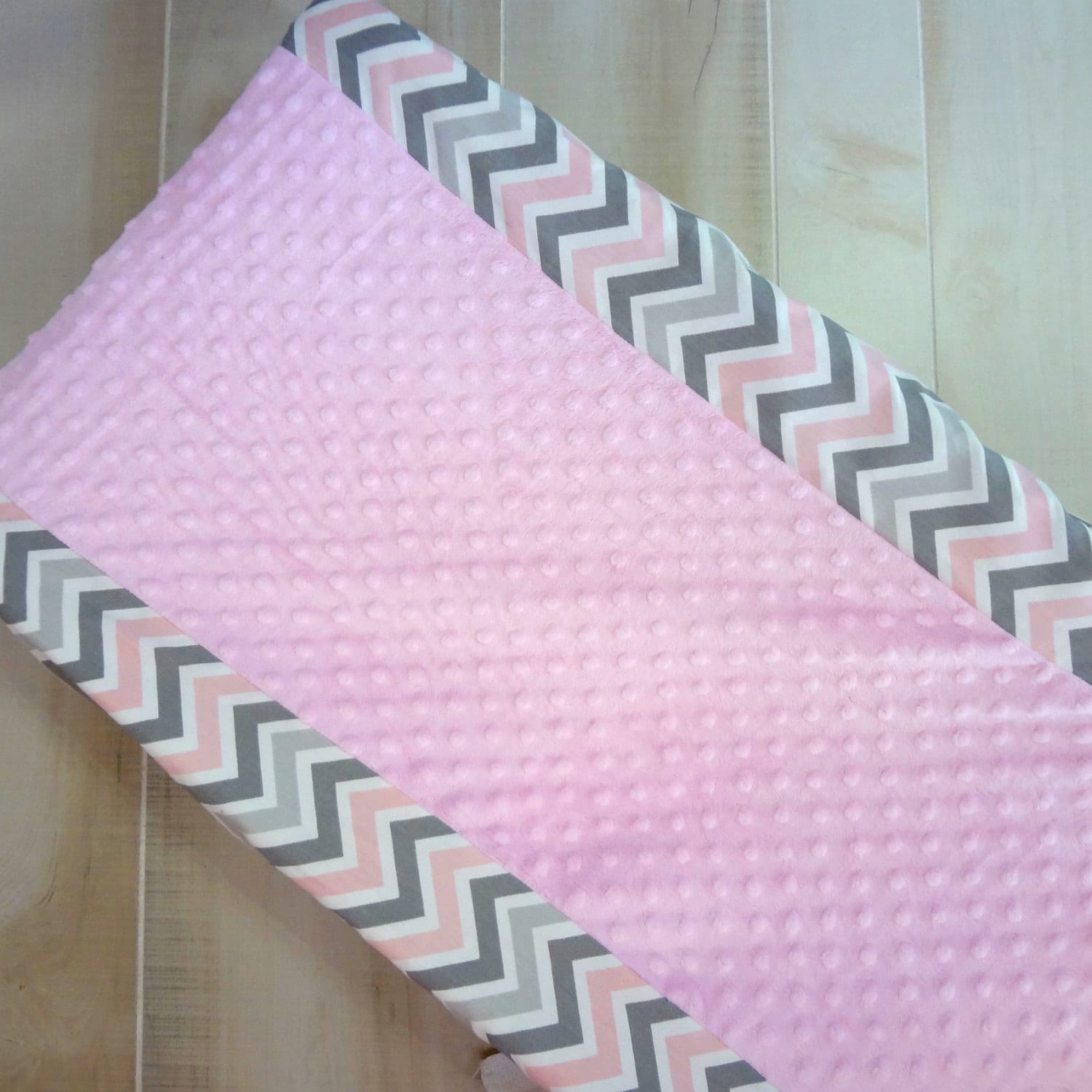 Pink and Gray Zoom Contour Cover | Etsy