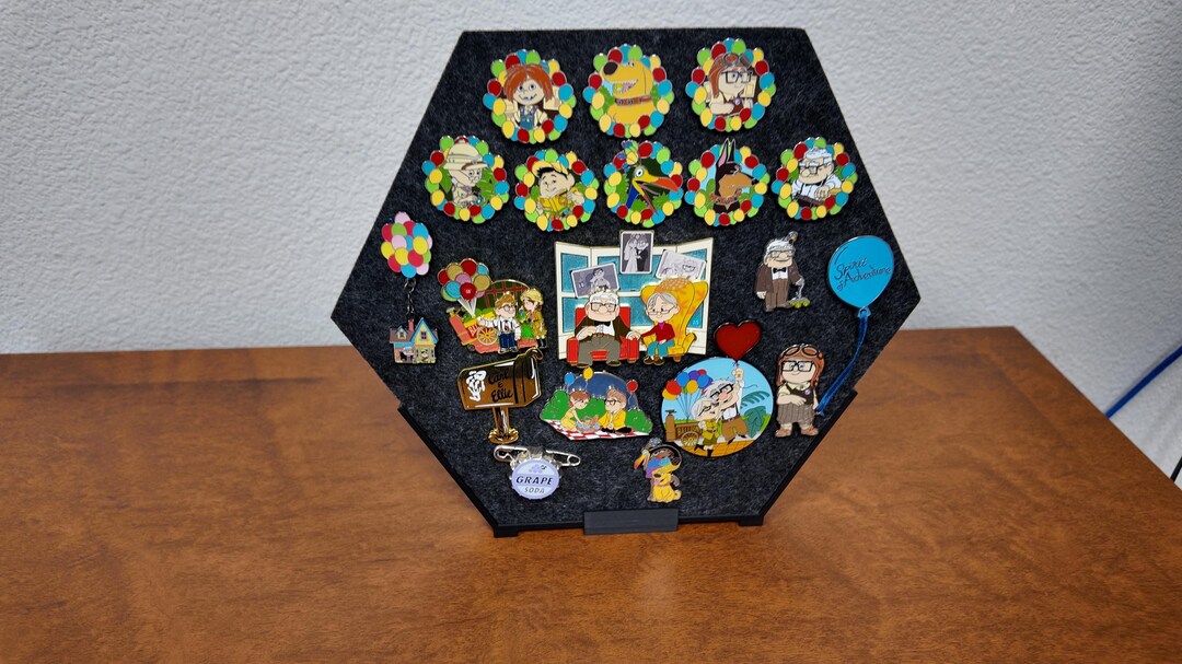 Medium Hexagon Pin Board Stand - Etsy