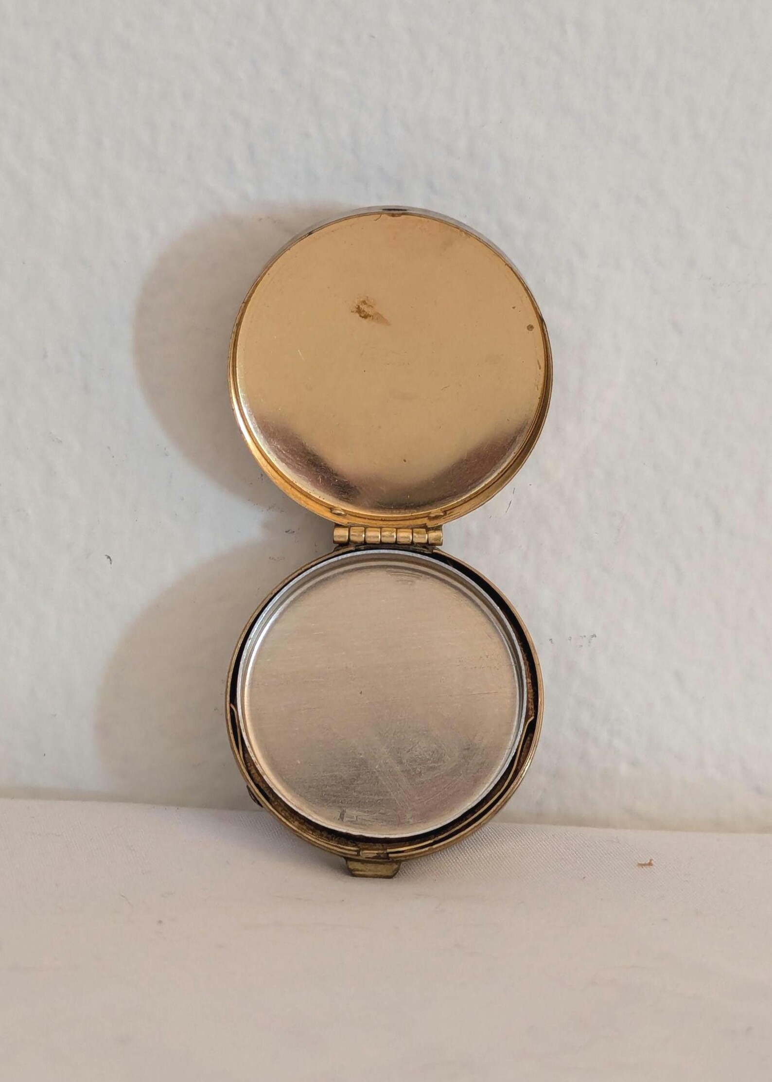 Vintage 1960s Avon Regence Solid Perfume Container Collectable Avon - Etsy