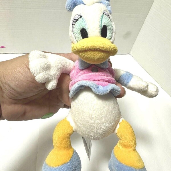 Daisy Duck - Etsy