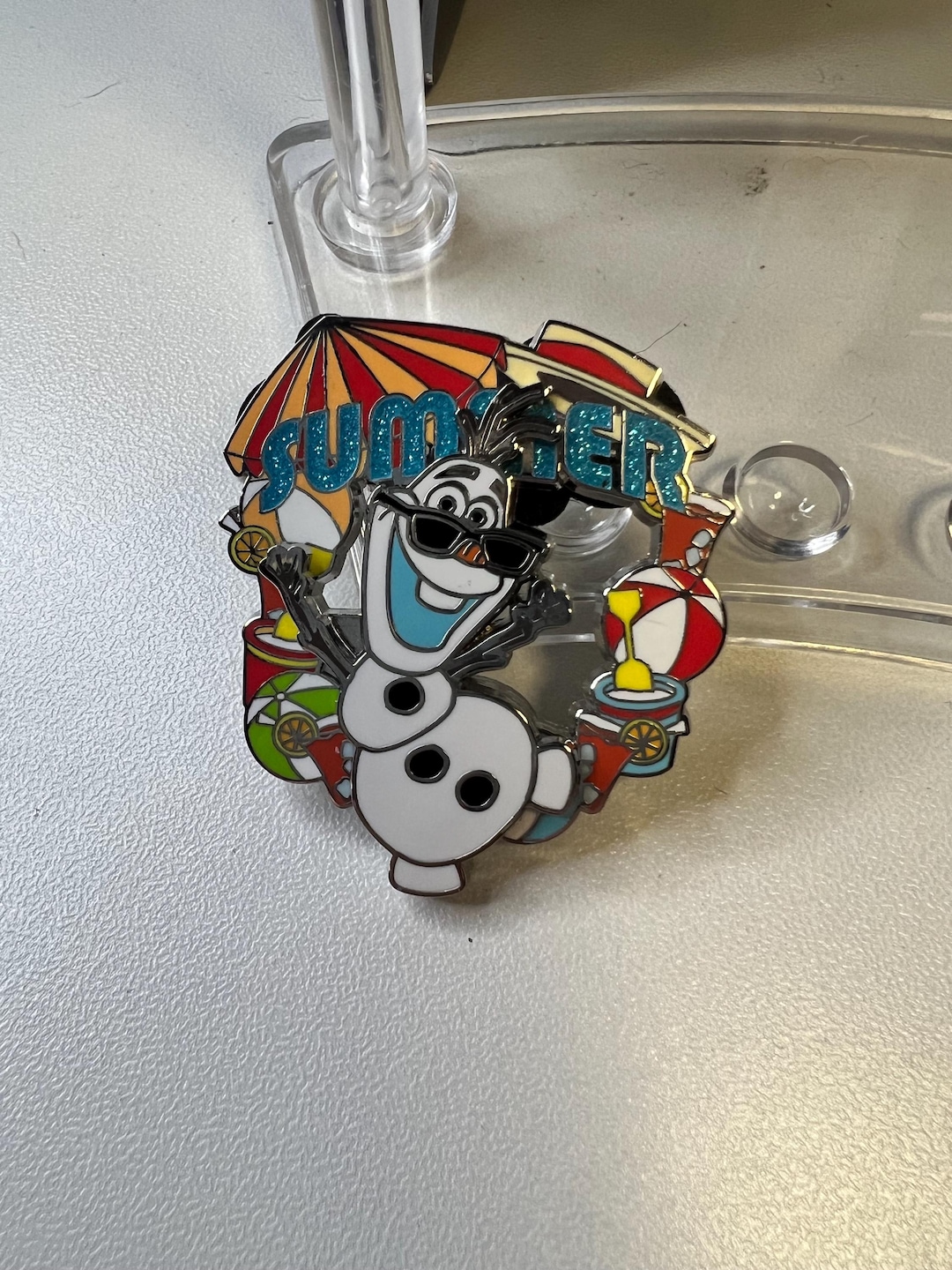 Olaf in Summer Authentic Pin - Etsy