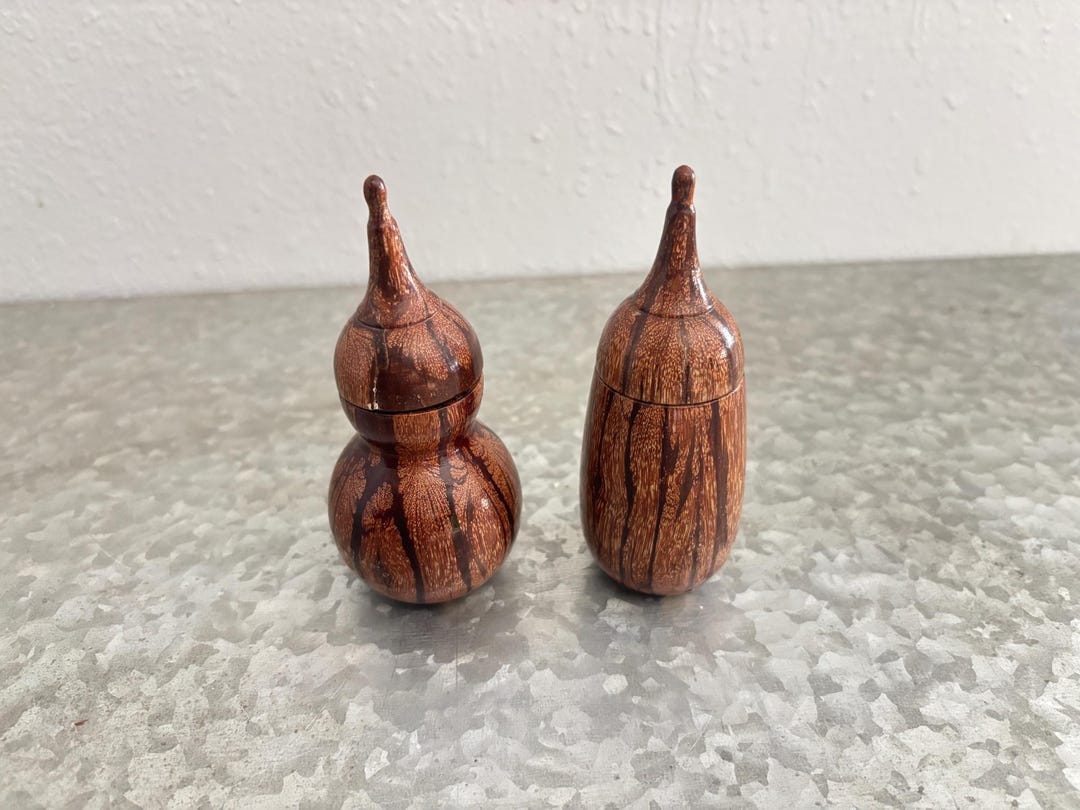 Vintage Chinese Salt and Pepper Shakers Redwood 1960s Original Sticker ...