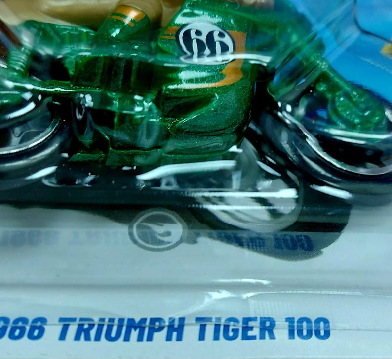 Hot Weels Treasure Hunt 1966 Triumph Tiger 100 Bike Short Card Diecast ...