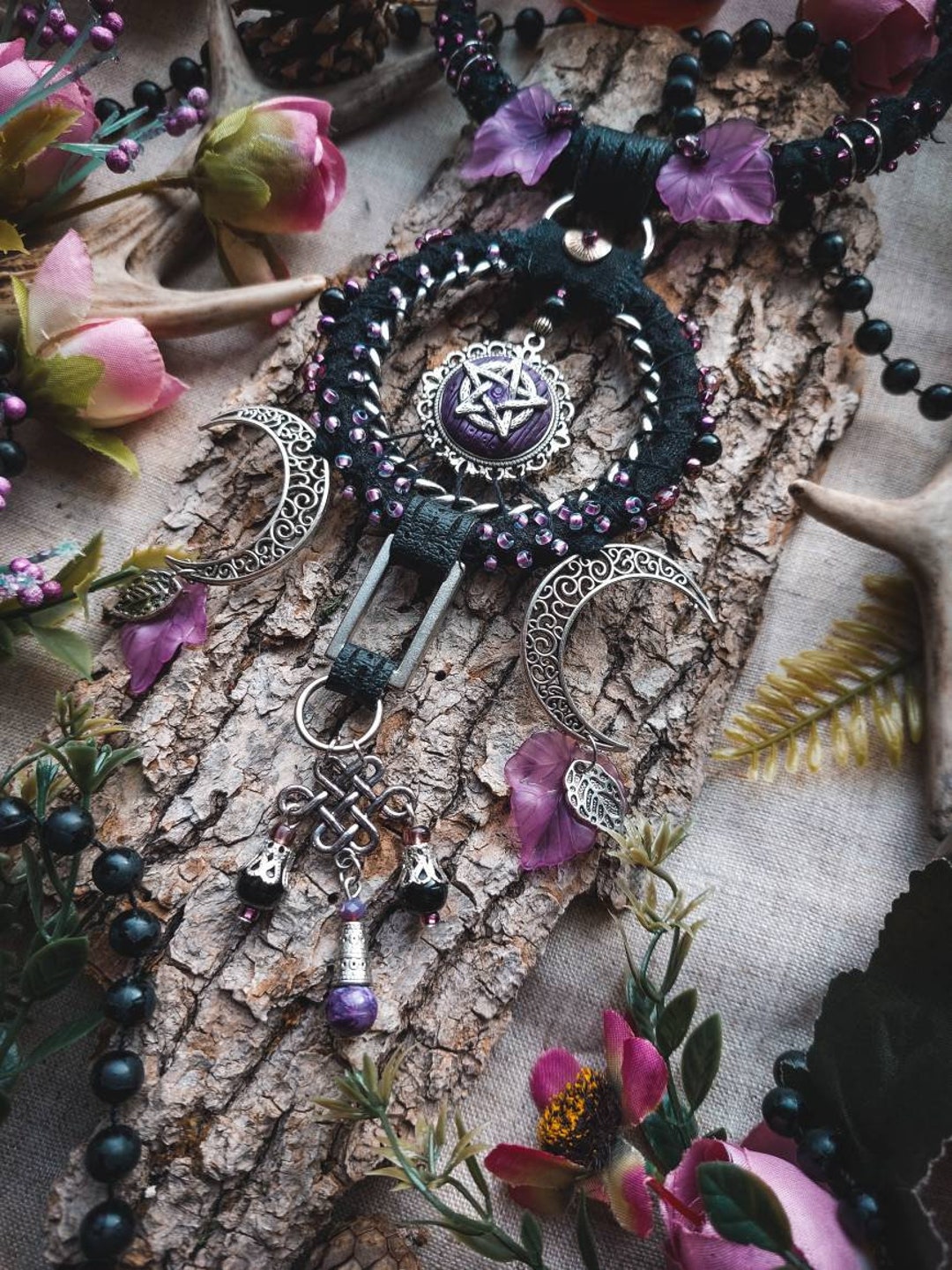 Moon Necklace, Crescent Pendant, Witchy Necklace, Gothic Necklaces ...