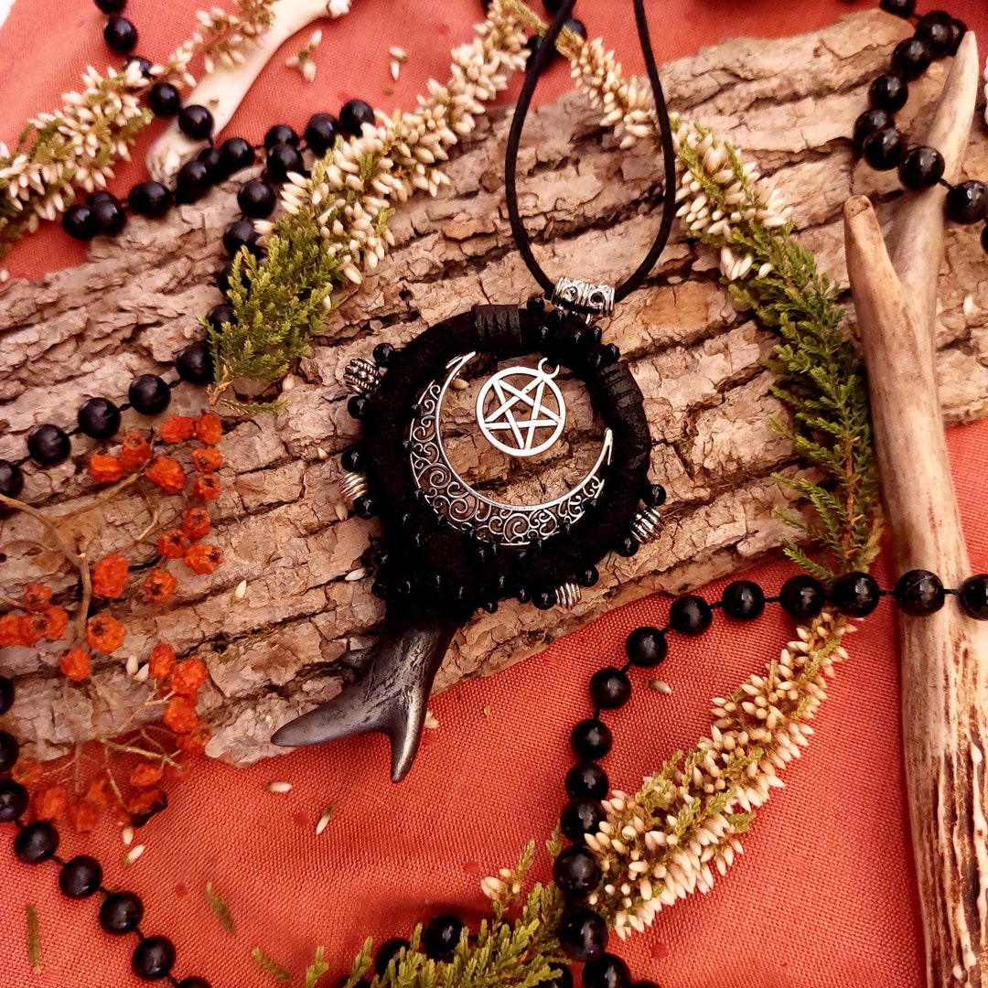 Occult Pentagram Necklace - Gothic Witch Ritual Jewelry - Pagan Woman ...