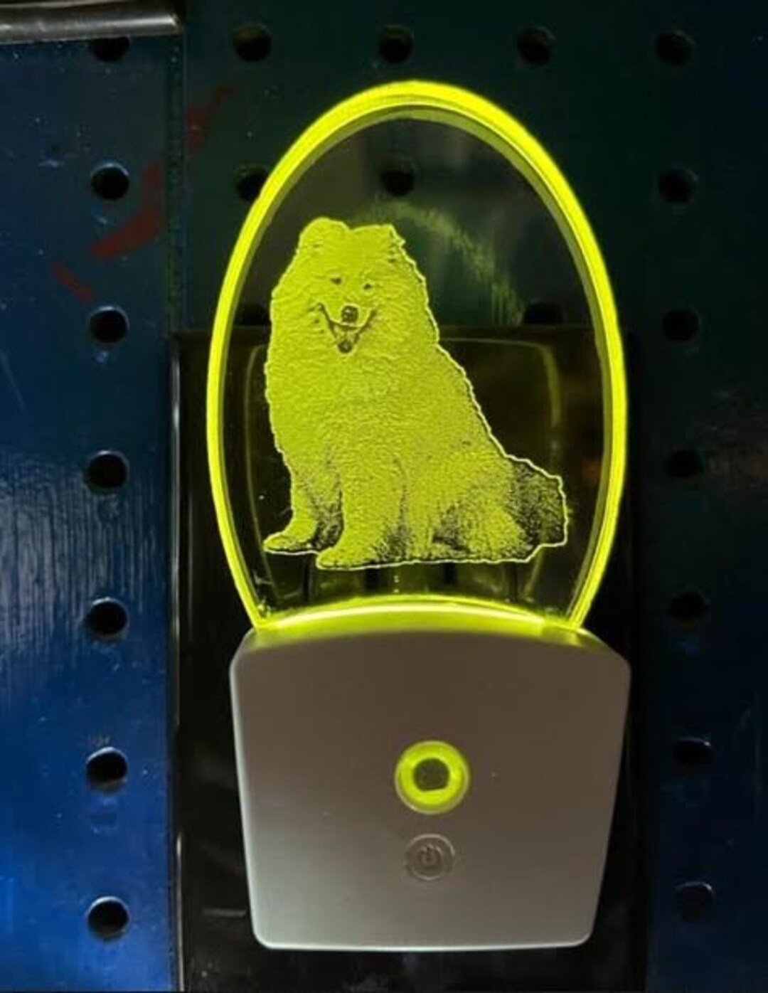 Samoyed Night Light Etched Into an LED Light With 8 Color Options ...