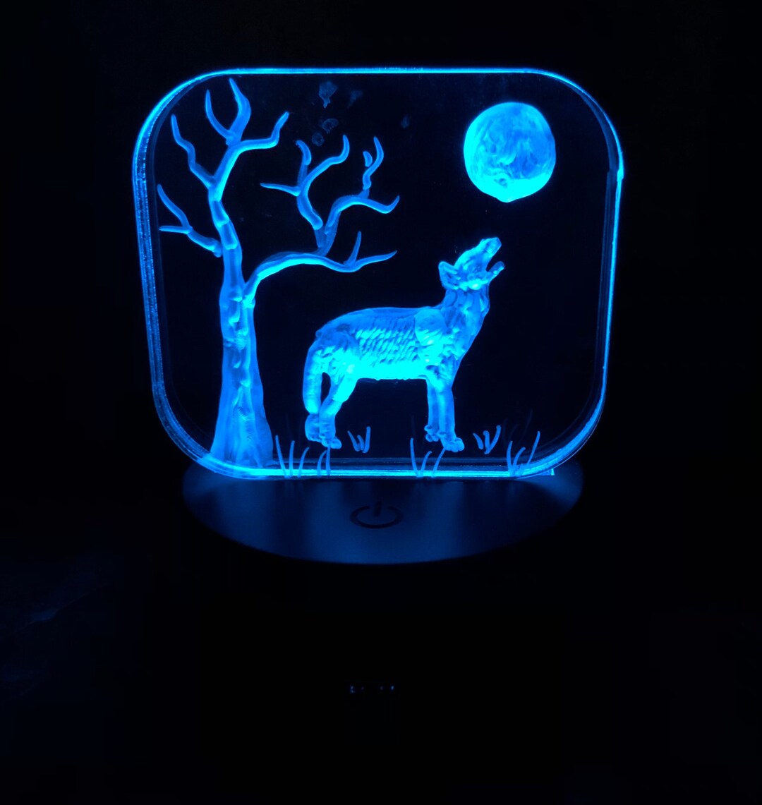 Wolf Howling at Moon Night Light Scene 3D Hand Carved Battery Operated ...