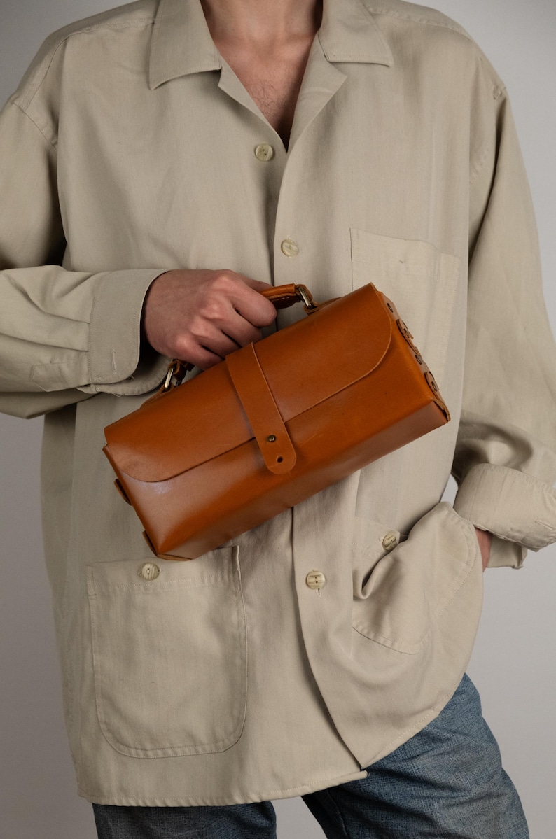 Stitchless Leather Dopp Kit Pattern: DIY Toiletry Bag Template (PDF ...