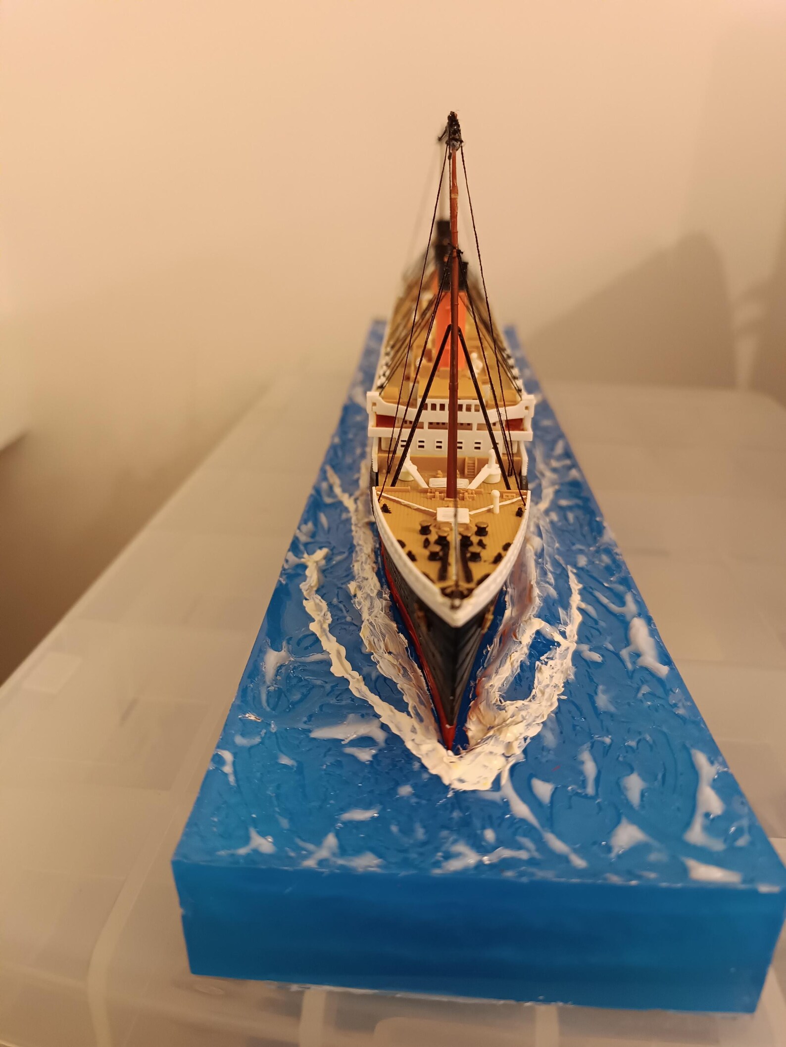 Handmade Titanic Resin Diorama: Historical Titanic Sailing Scene - Etsy
