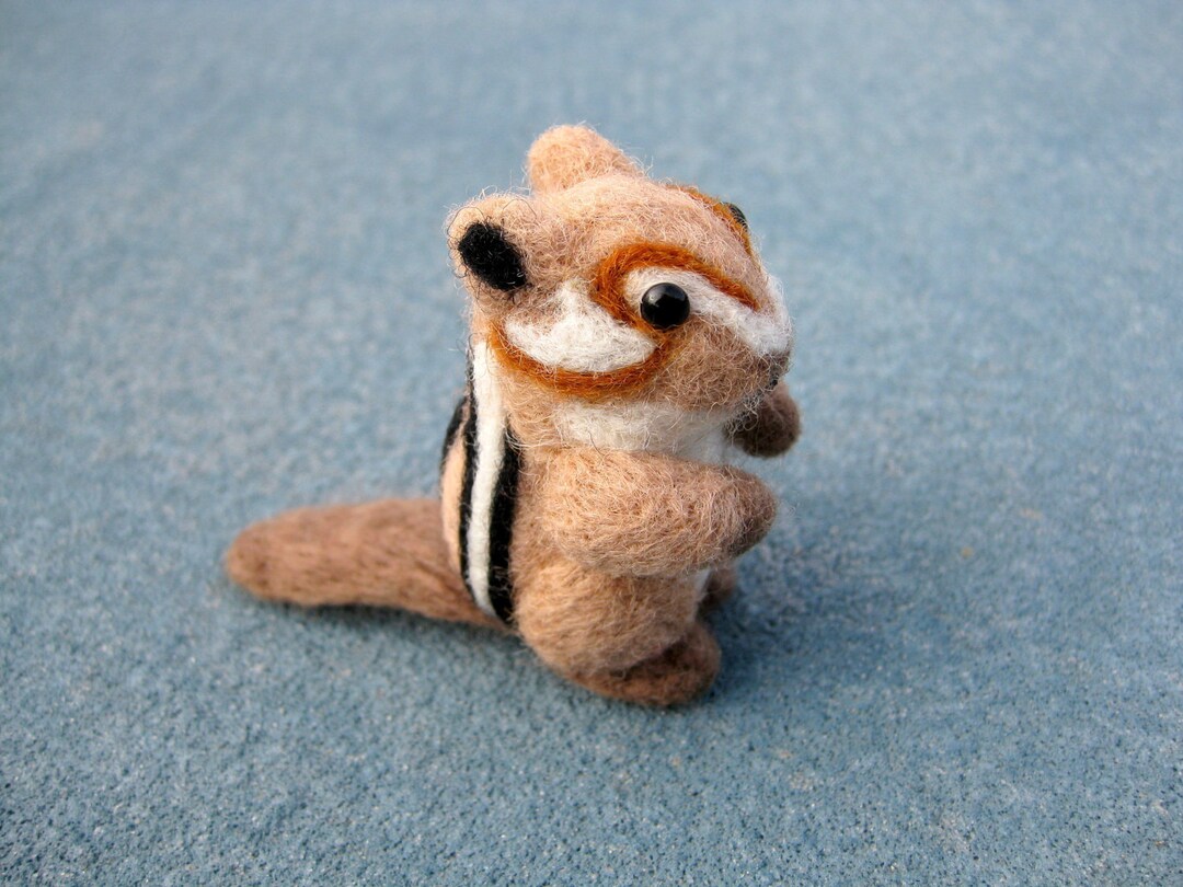 Needle Felted Chipmunk – Wool Miniature Animal Figurine or Ornament - Etsy