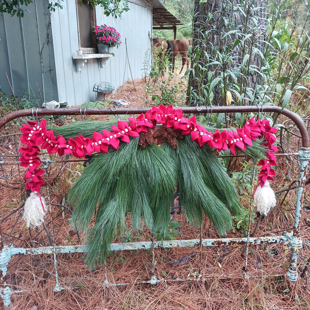 Christmas Garland Swag Banner Red Felt With Beads and Ivory Wool ...