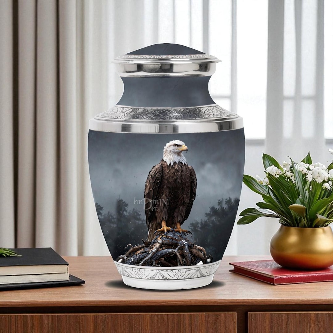 Bald Eagle Cremation Urn for Ashes Wildlife Memorial Urn Handcrafted ...