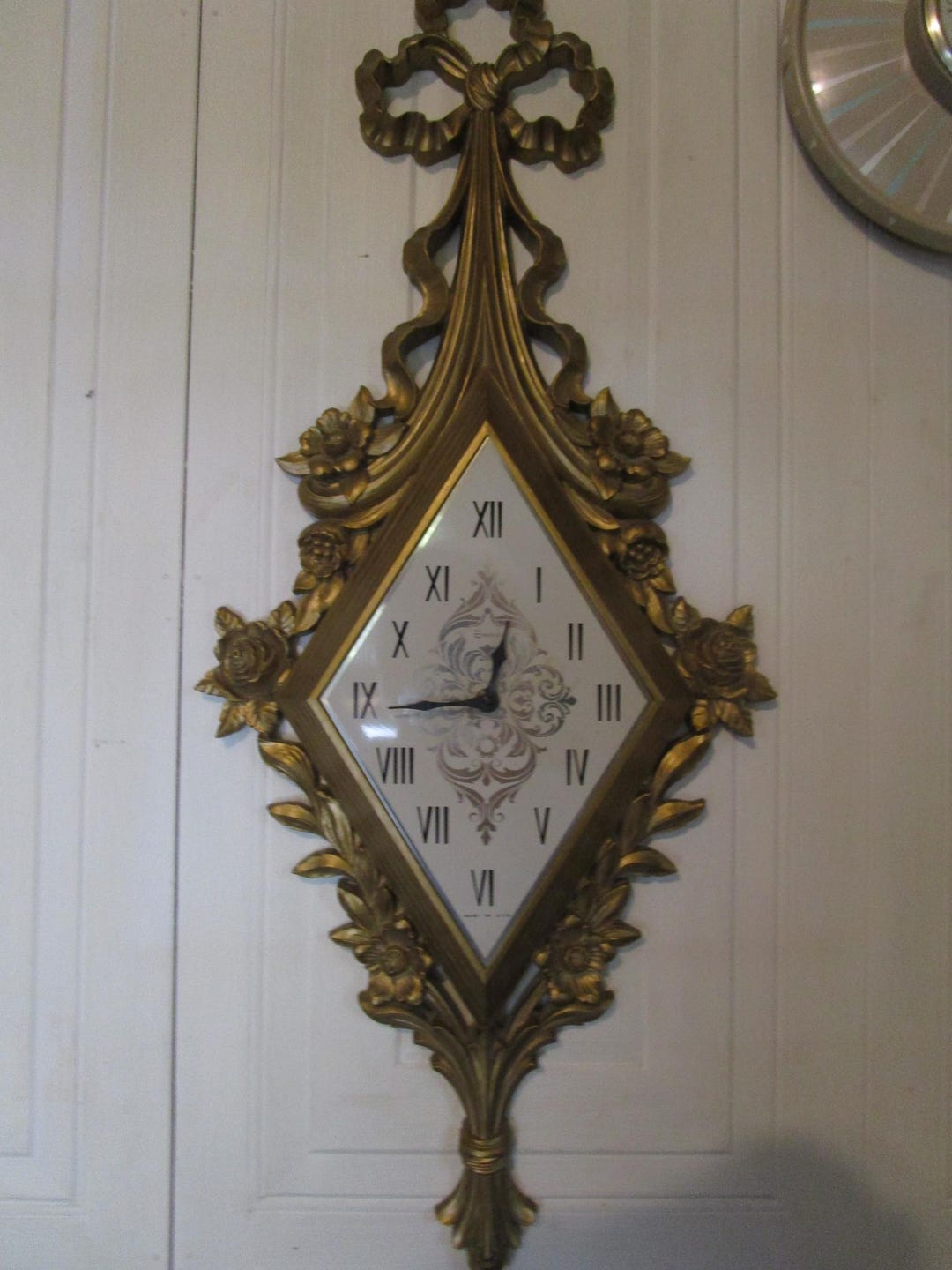 Vintage Syroco Wall Clock 1969 Gold W/ Bowtie Working & USA Made - Etsy