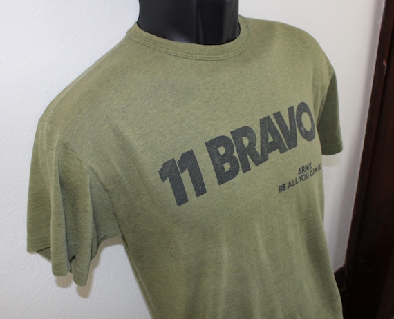 US Army 11 Bravo vintage short t-shirt green threadba… - Gem