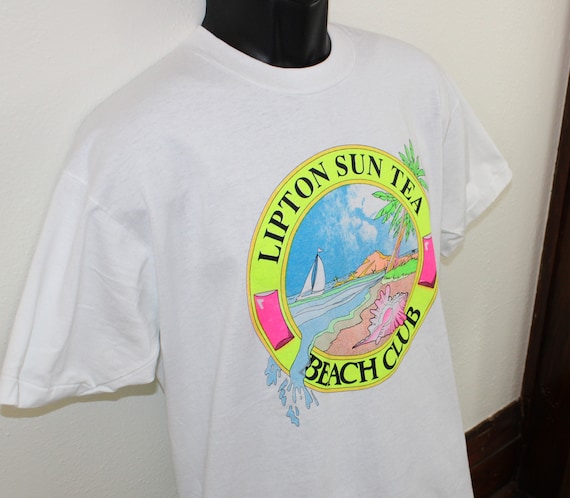 Lipton Sun Tea Beach Club vintage t-shirt white Scree… - Gem