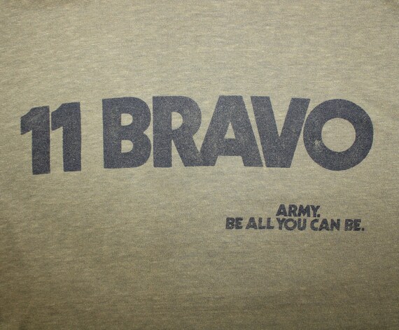 US Army 11 Bravo vintage short t-shirt green threadba… - Gem
