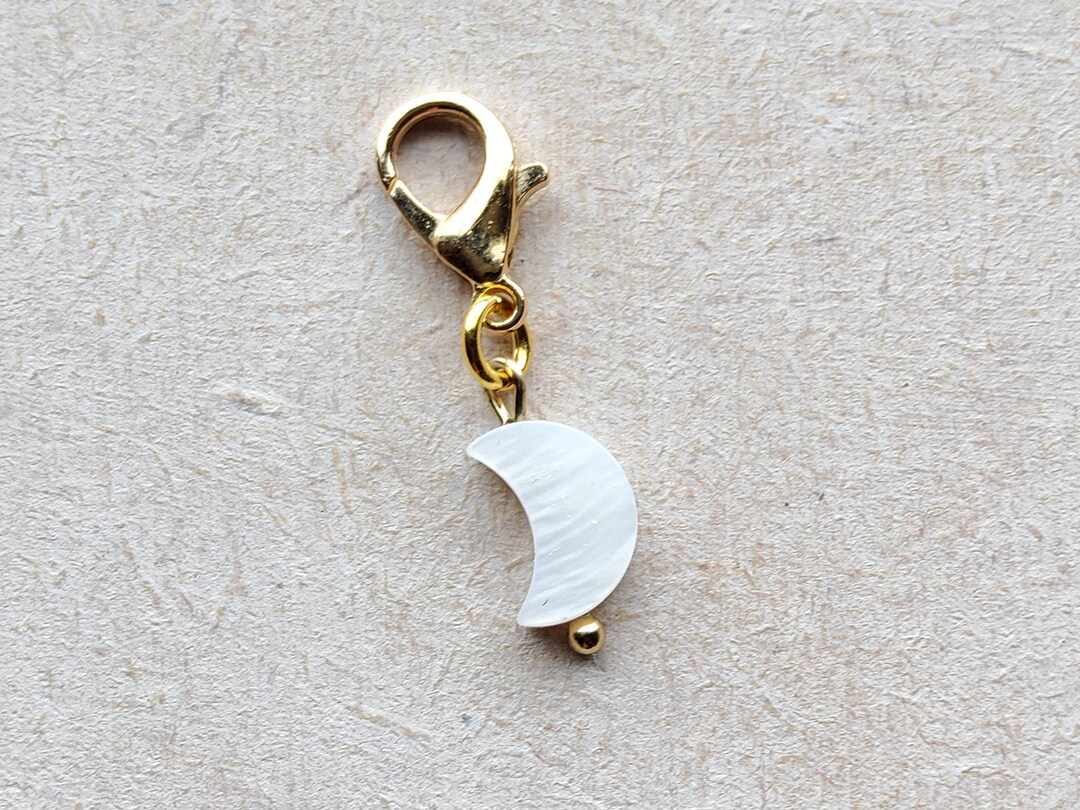 Small Conch Shell Moon Clip on Charm With Lobster Clasp, Stitchmarker ...
