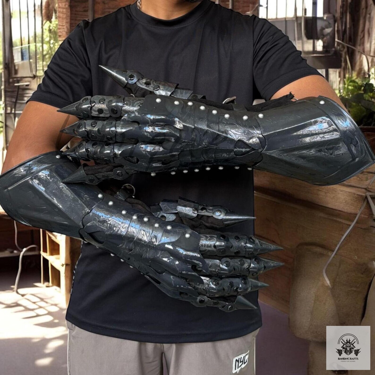 Wearable Nazgul Gauntlets | Steel Sauron Armor Gloves | Spiked Witch ...