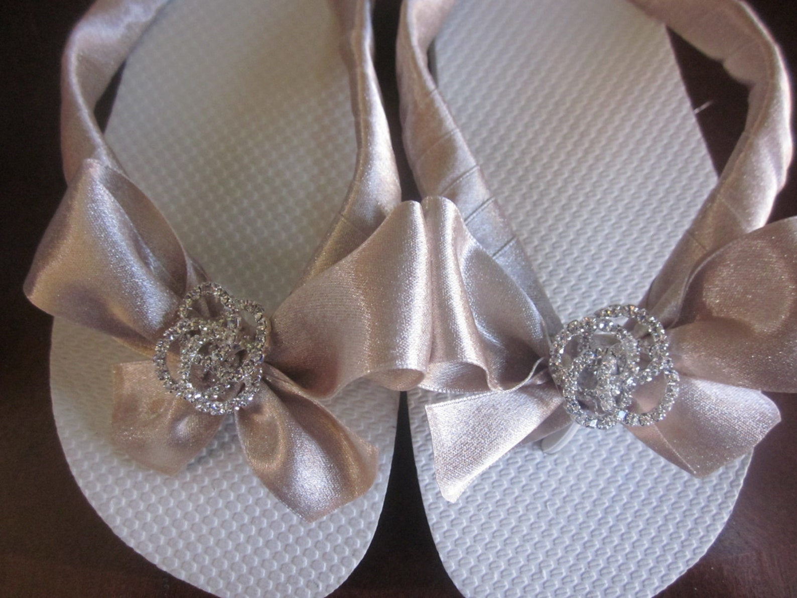 Bridal Flip Flops/wedges.wedding Flip Flops. Bride Shoes. - Etsy