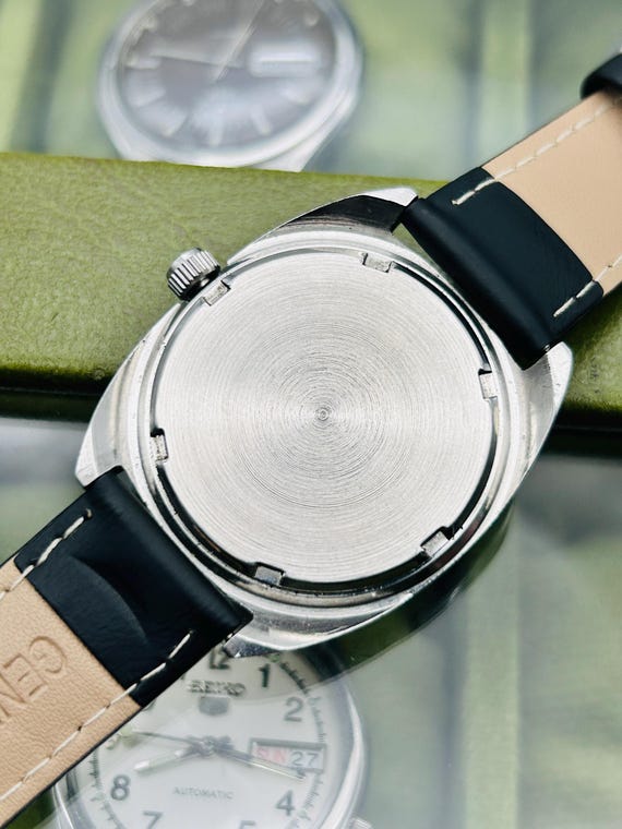 1980's Vintage Tudor Manual Winding,Hand winding Wris… - Gem