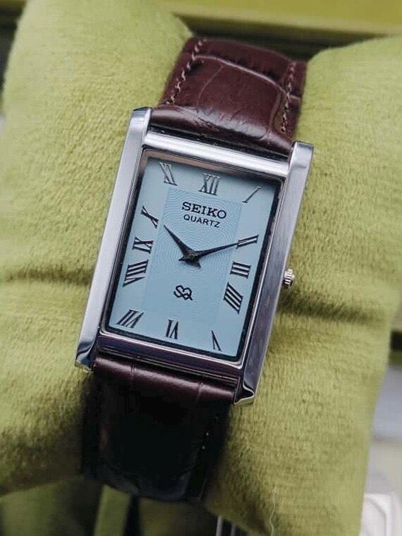 Vintage Seiko Slim Tank Style Quartz Men's Wrist Watc… - Gem