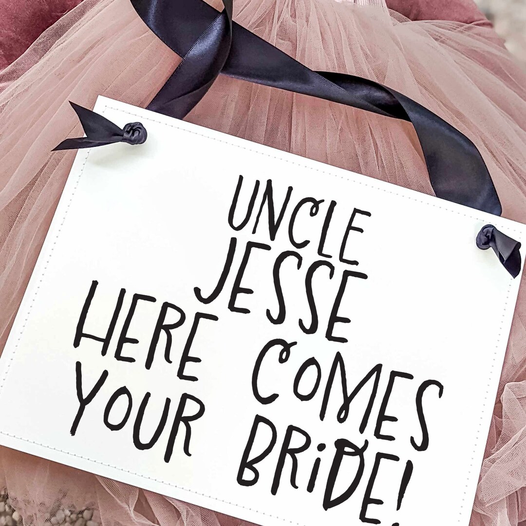 Personalized here Comes Your Bride Wedding Sign Custom Name & Colors - Etsy