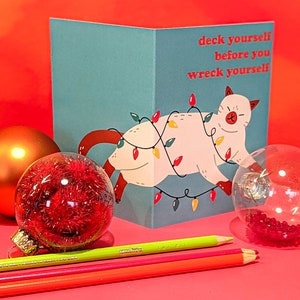 24 Funny Colorful Cat Christmas Cards in 12 Unique Illustrations ...