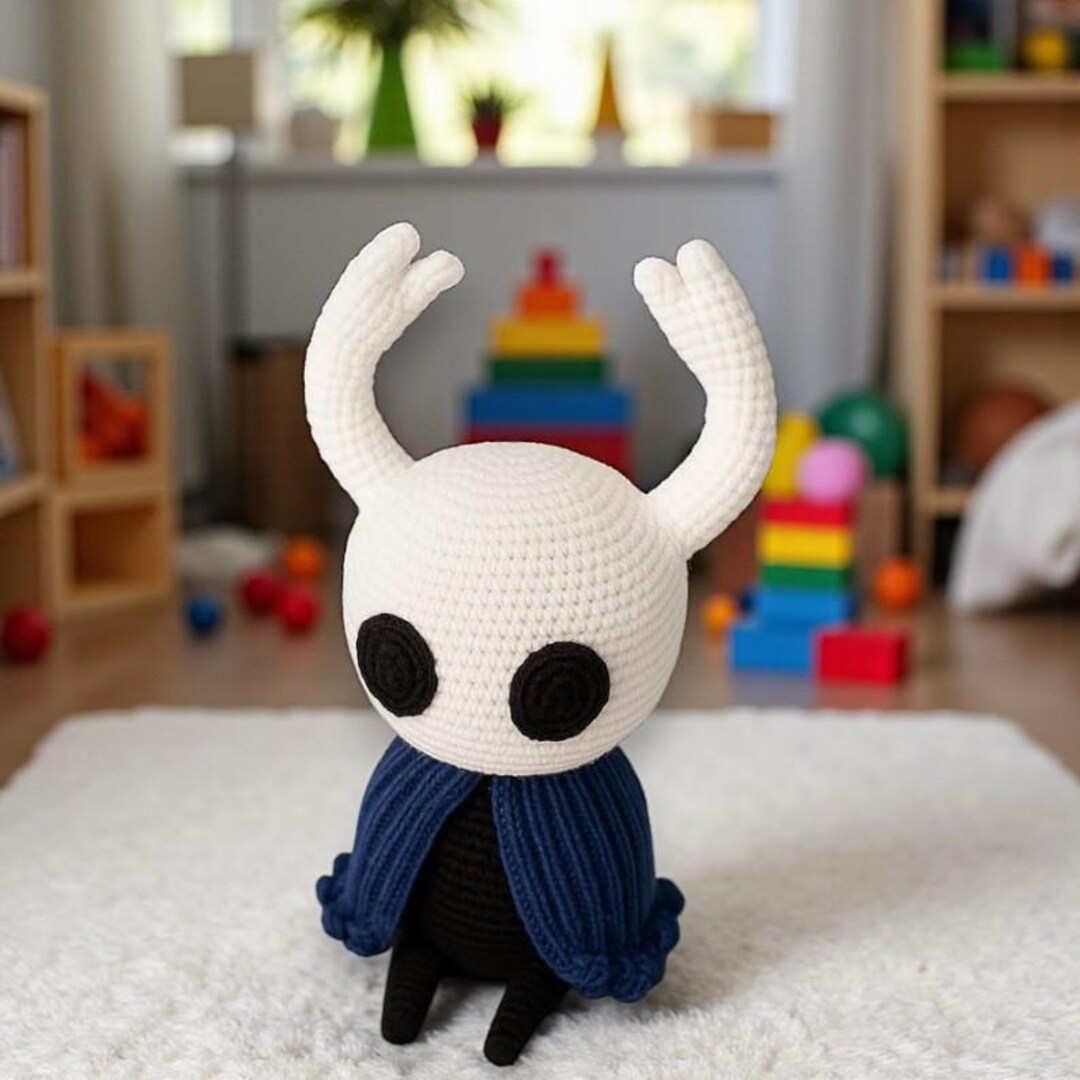 Crochet Hol.low Kni.ght Plush Toy, Handmade Amigurumi Stuffed Game ...