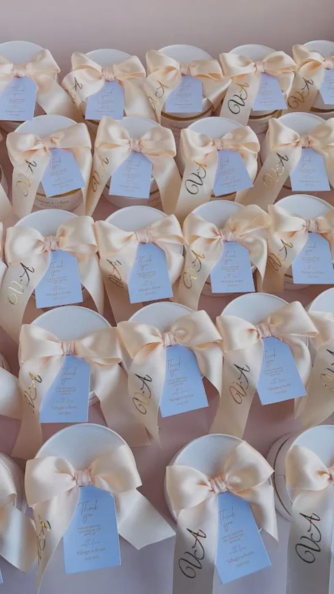 Round Wedding Favor Boxes With Satin Ribbon | Elegant Bid Box | Party ...