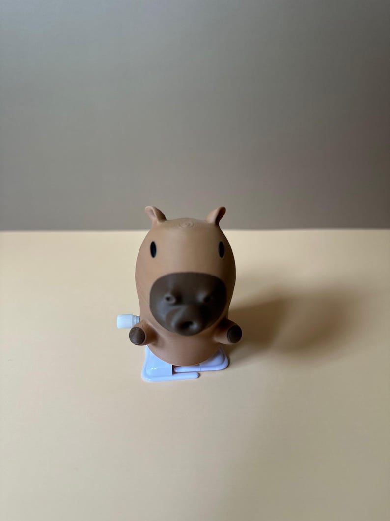 Wind-up Walking Capybara Toy – 3D Printed Desk Pet – Cute Animal Fidget ...