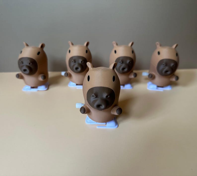 Wind-up Walking Capybara Toy – 3D Printed Desk Pet – Cute Animal Fidget ...