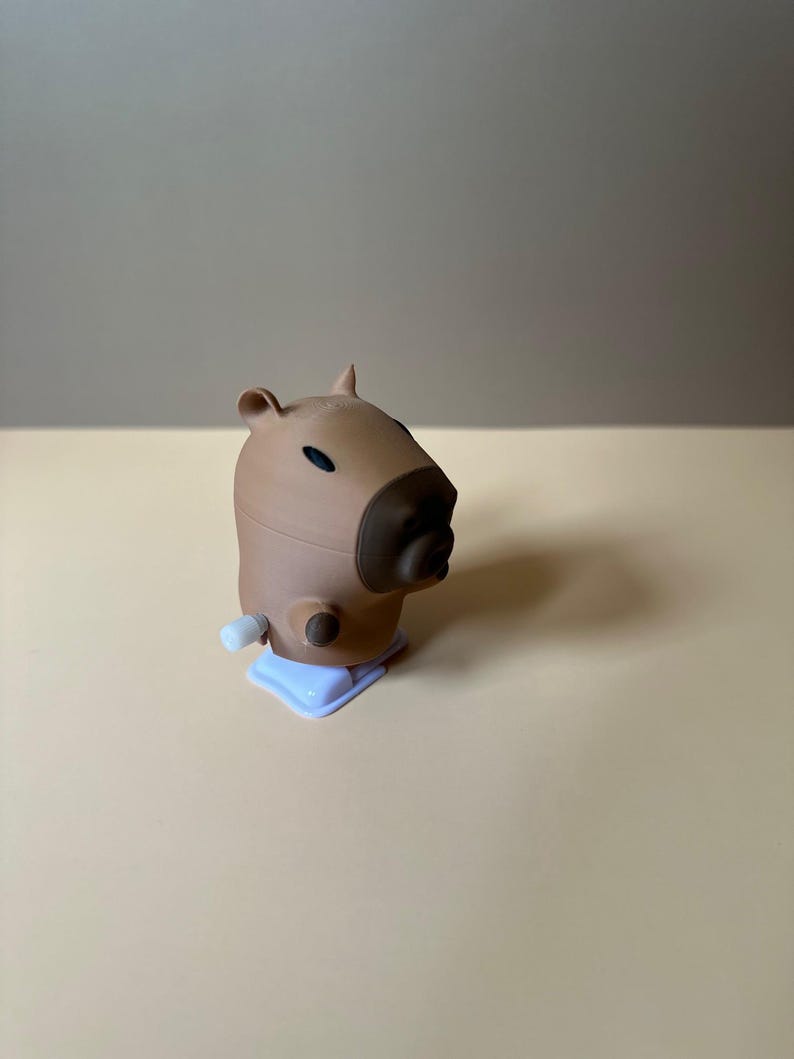 Wind-up Walking Capybara Toy – 3D Printed Desk Pet – Cute Animal Fidget ...