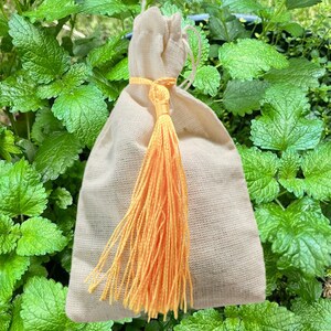 Herb and Crystal Bags for Meditation and Manifestation - Etsy
